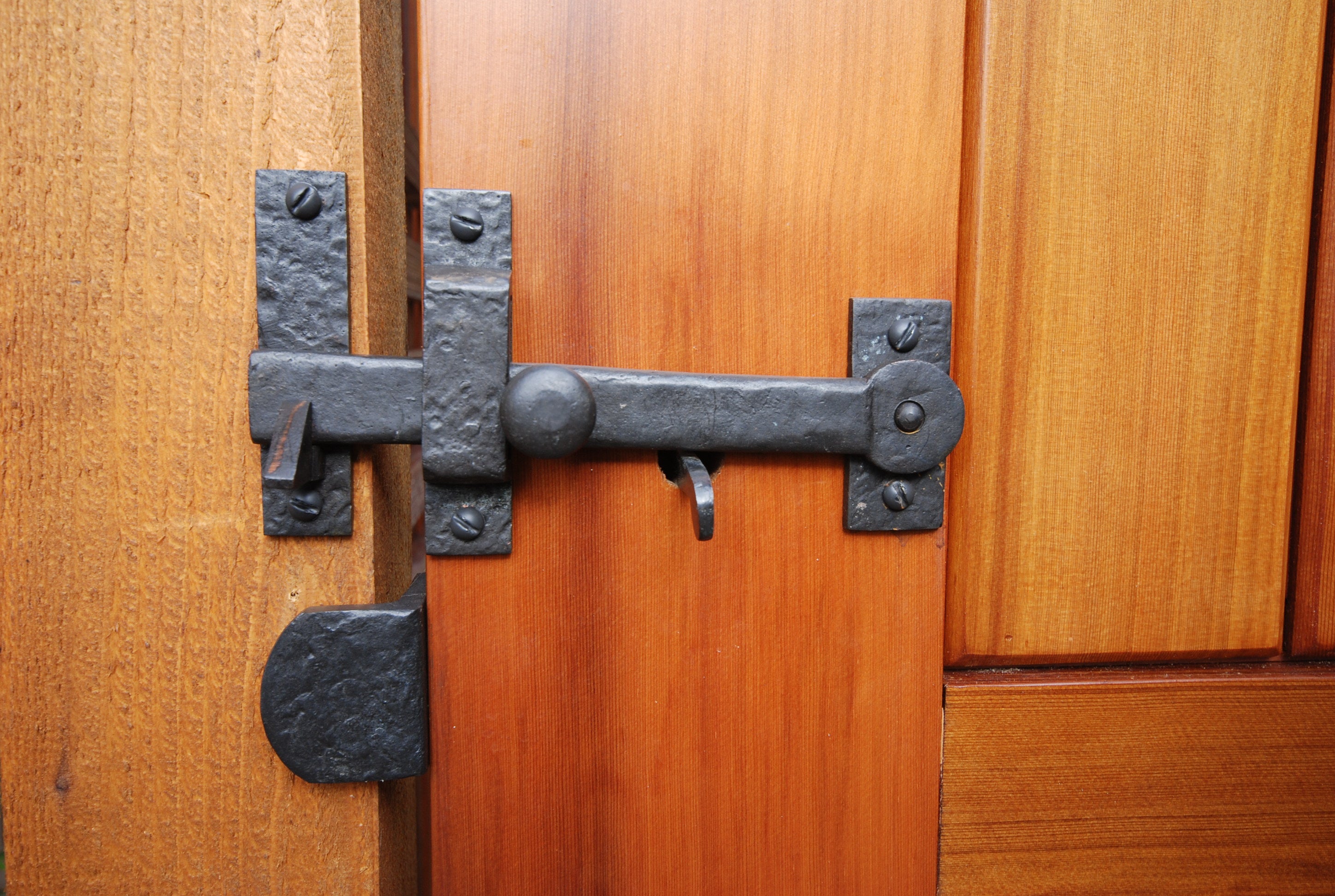 Coastal Bronze - Traditional Bronze Hardware – Coastal Hardware